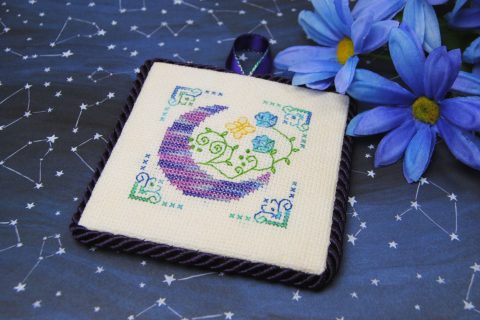 Variegated Thread - Tips for Cross Stitching with Multicolor Floss ⋆