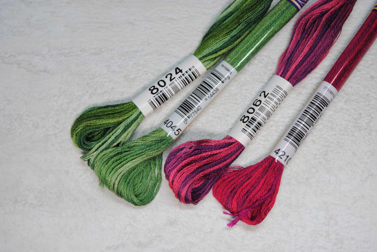 Variegated Thread - Tips for Cross Stitching with Multicolor Floss ⋆