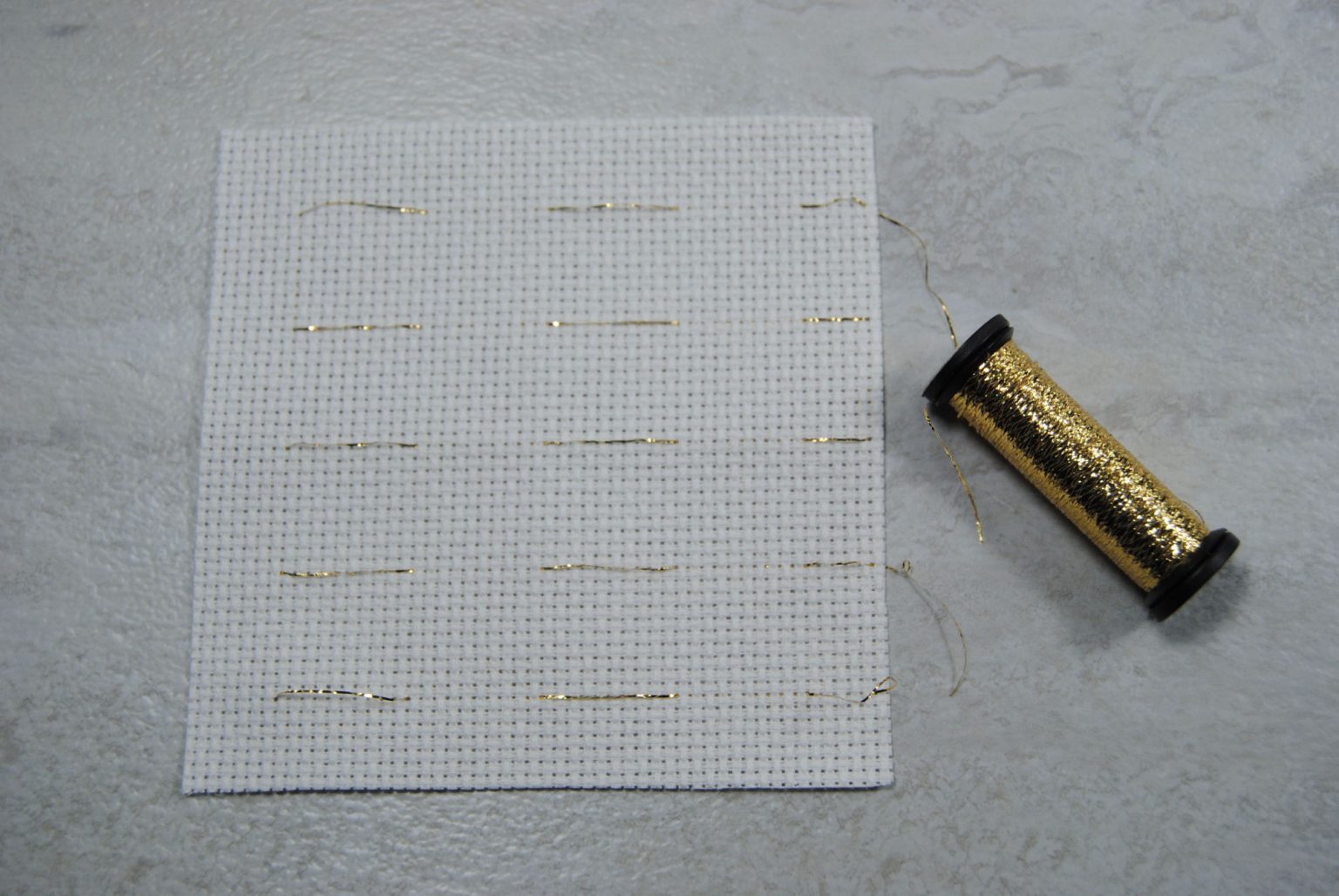 Gridding for Cross Stitch: Techniques to Help With Counting Stitches ⋆