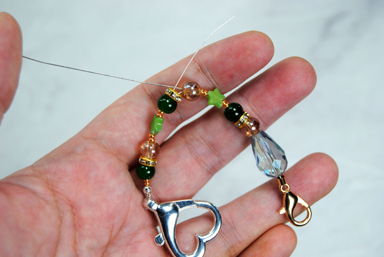 Beaded Scissor Fobs: How to Make Your Own ⋆ Sirious Stitches